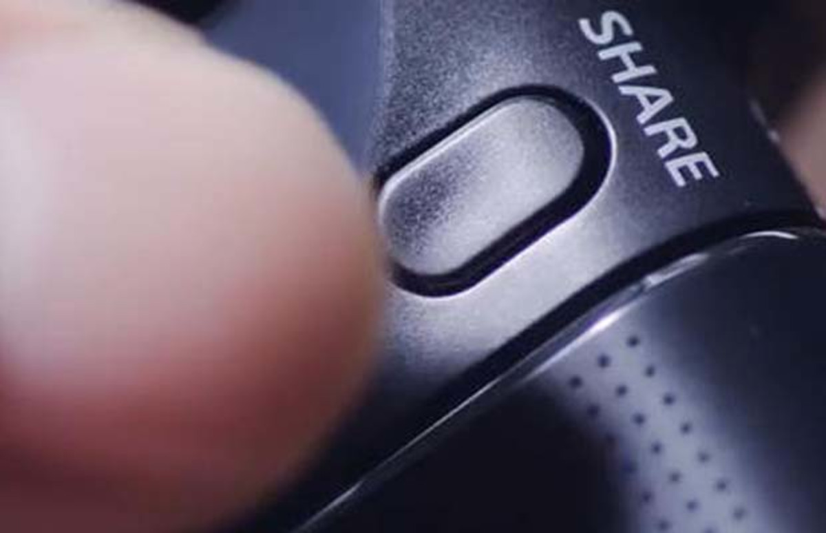 15 PlayStation 4 Share Button Fails That Demand Serious Reconsideration