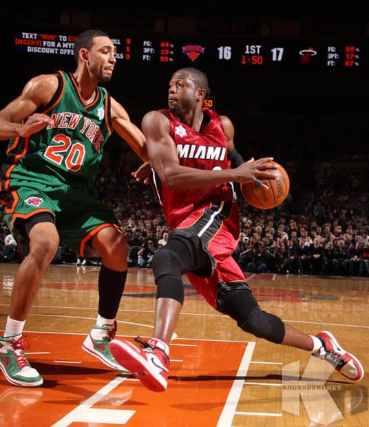 Jared Jeffries - 20 NBA Players Who Didn't Deserve Sneaker Deals | Complex Jared Jeffries - 20 NBA Players Who Didn't Deserve Sneaker Deals | Complex