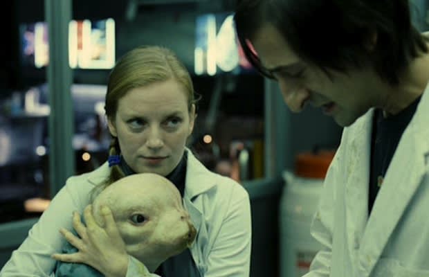 Sarah Polley As Elsa In Splice 2009 The 25 Craziest Moms In Movies Complex
