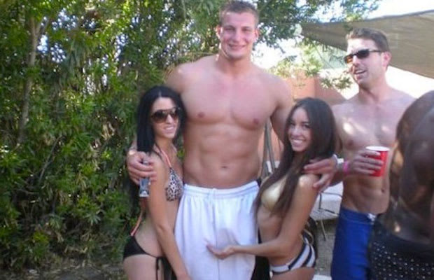 Rob Gronkowski A Recent History Of Epic Athlete Benders Complex