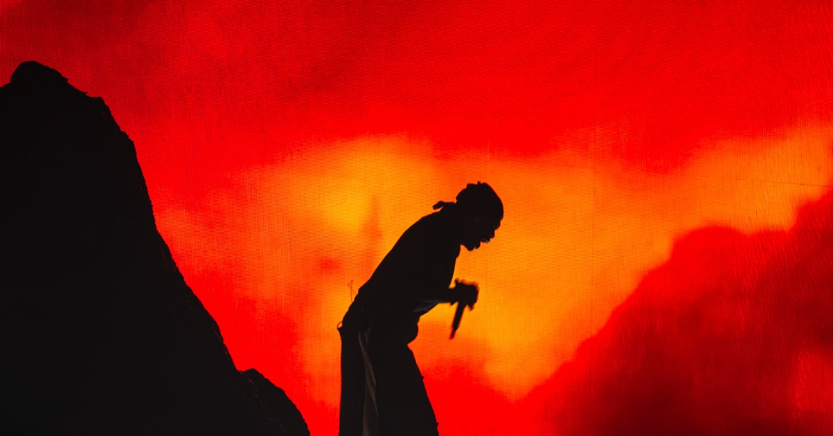 Travis Scott Delivered an Epic Performance at ComplexCon ...