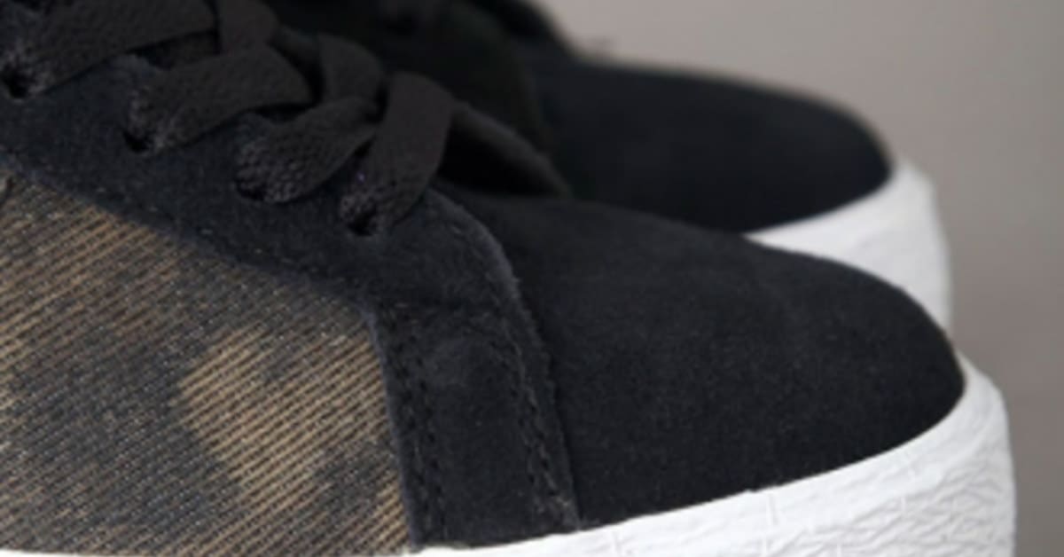 Nike SB Blazer Mid - Black/Varsity Purple-Volt