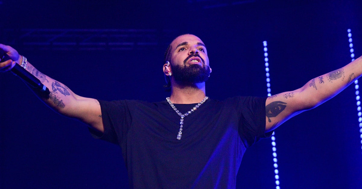 Drake Unveils Extravagant Alex Moss Chain Honoring Toront...