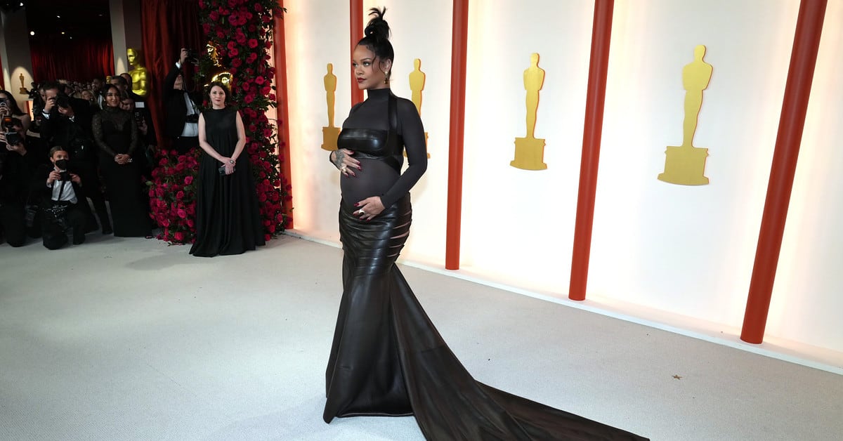 Oscars 2023: Here’s What Rihanna Wore to the 95th Academy...