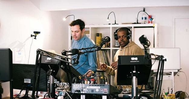 Premiere: Bruk Pioneers NameBrandSound Tap Up Aleisha Lee...