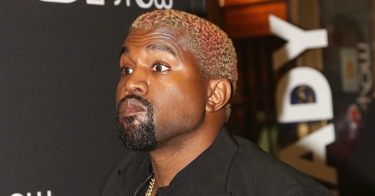 Kanye West Wants Drake to Apologize for Rapping About Yee...