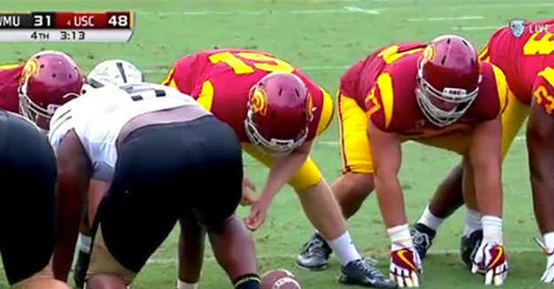 USC's Blind Long Snapper Participated in His First Live G...