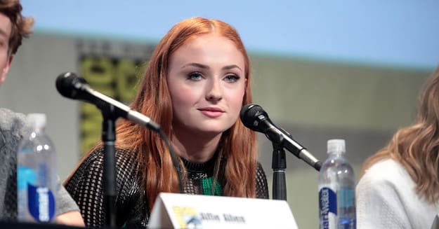 'Game of Thrones' Fans Think Sophie Turner Dropped the N-...