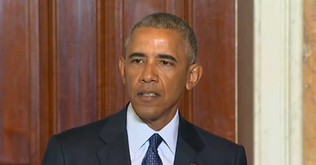 Obama Slams Donald Trump's Anti-Muslim "Yapping" After Or...