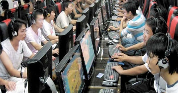 China Lifting Ban on Video Game Consoles