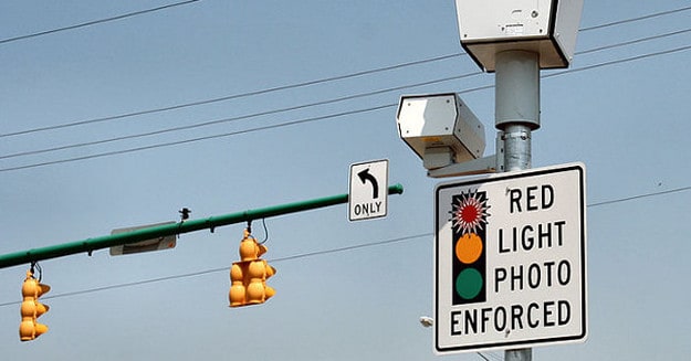 7.3 Million People Ran Red Lights Due to Distraction in 2...