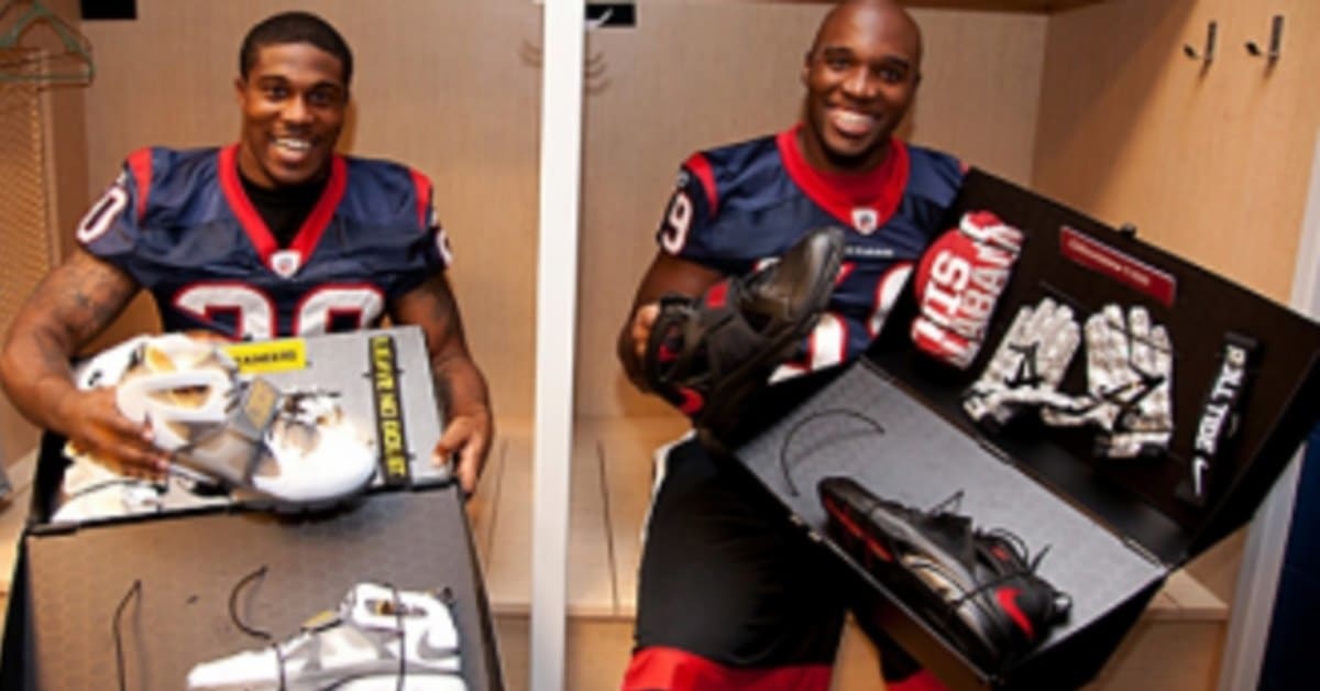 Nike Training's Custom Rivalry Boom Boxes