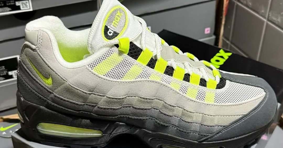 Big Bubble 'Neon' Nike Air Max 95s Just Dropped Early