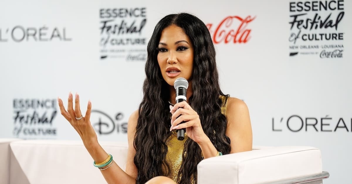 Kimora Lee Simmons Reveals Her Home ‘Caught Fire,' Thanks Fire Department Who 'Quite Possibly ...