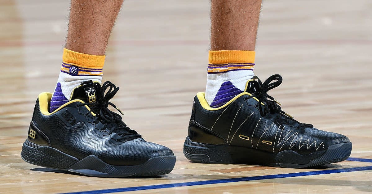 #SoleWatch: Lonzo Ball Gets First Triple-Double in the Big Baller Brand ZO2