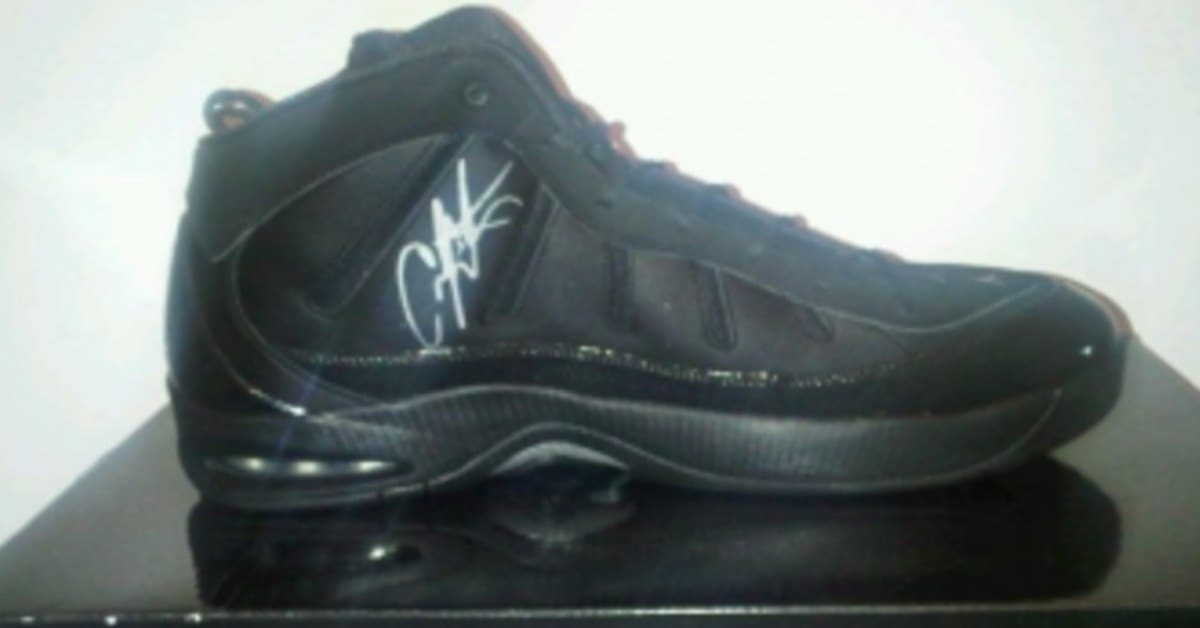 Carmelo Anthony Autographed Melo M7 Scavenger Hunt