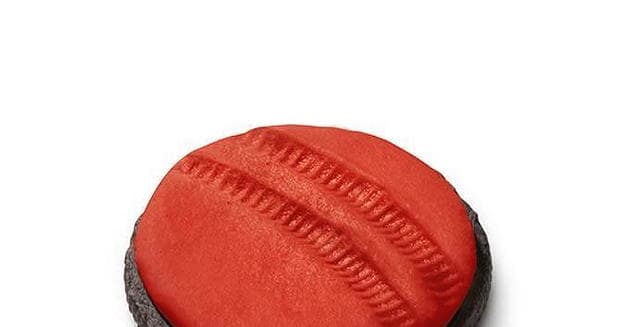 Oreo's Tribute To The Mars Rover Landing