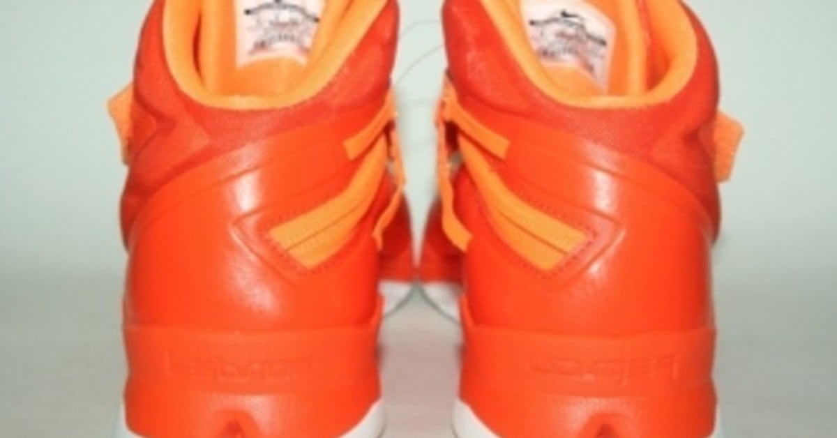 Nike Zoom Soldier 8 'Fire and Ice' Samples