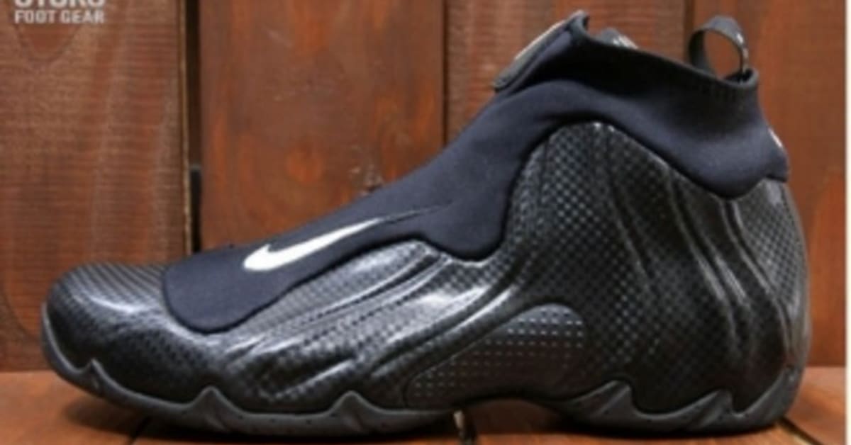 Nike Air Flightposite 'Carbon Fiber' - New Images