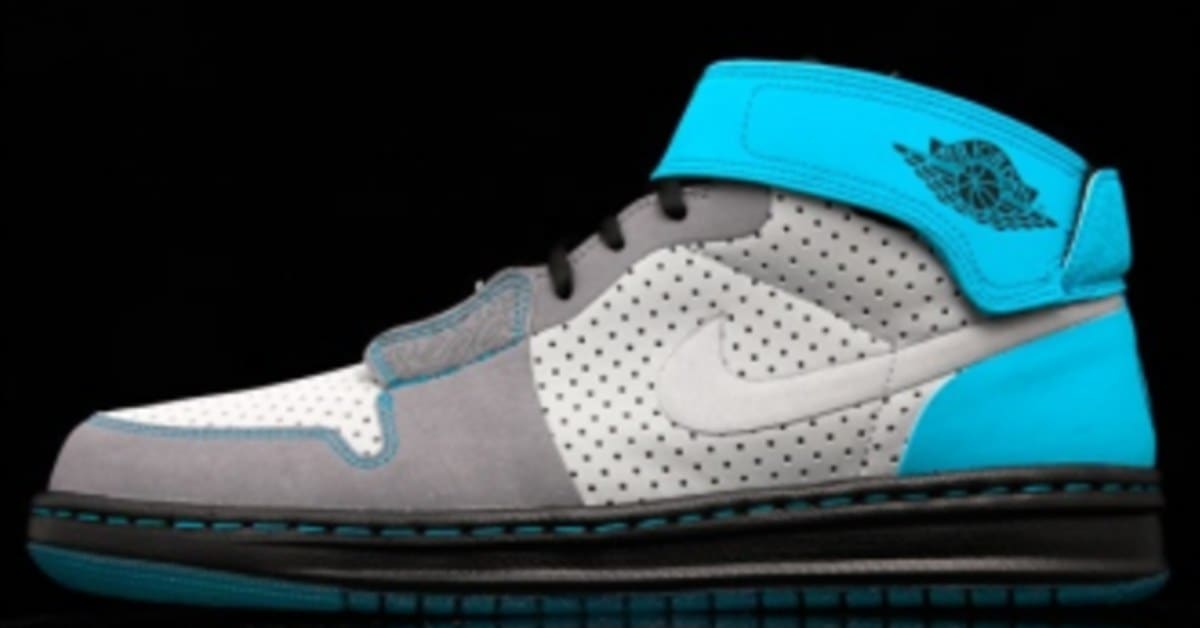 Air Jordan Alpha 1 Outdoor - Silver/Black-Laser Blue-Light Graphite