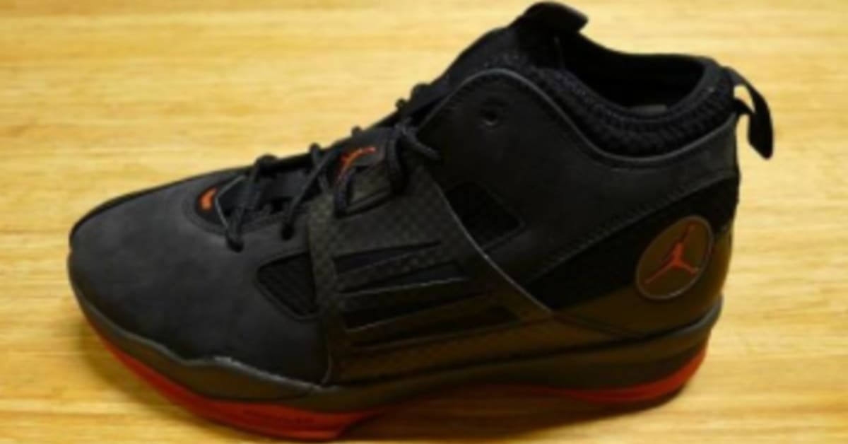 Jordan CP3.IV Advance - Black/Varsity Red