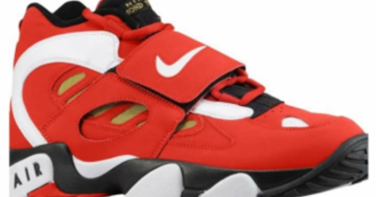Nike Air Diamond Turf II - Varsity Red/Metallic Gold
