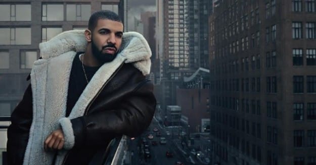 Drake Surprised Toronto Raptors Fans Tonight With a Free Halftime ...