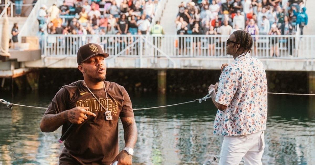 Watch Bow Wow And Soulja Boy Perform Together At Seaworld