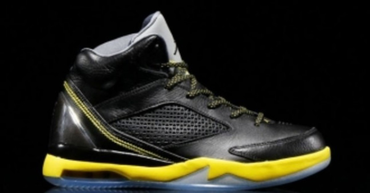 First Look: Air Jordan Flight Remix