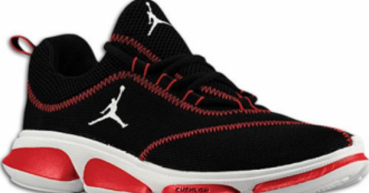 Jordan RCVR - Black/White-Gym Red - Available