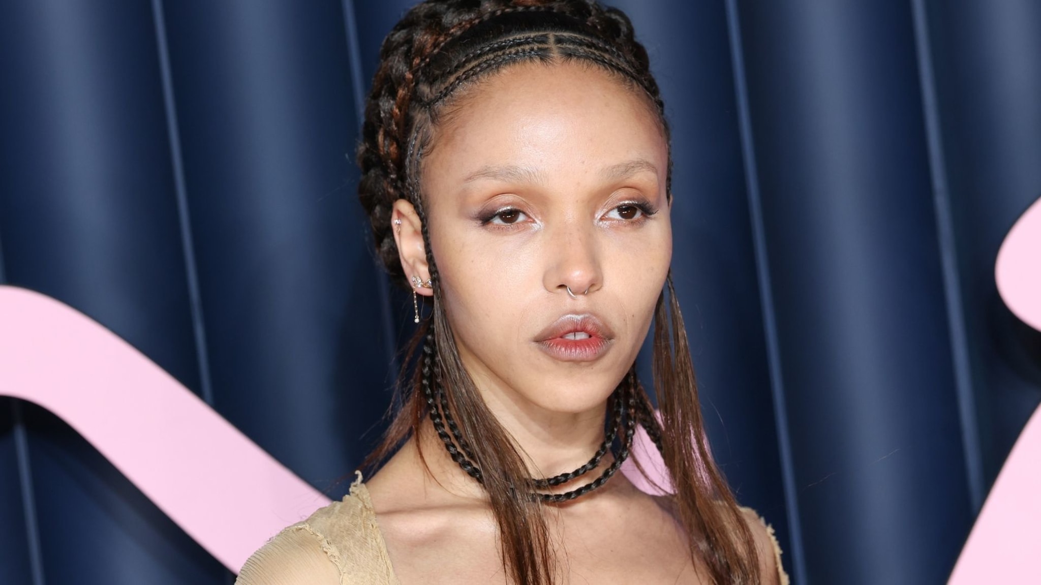 FKA Twigs Turns NYC Classroom Into Dance Studio on ‘Celebrity Substitute’