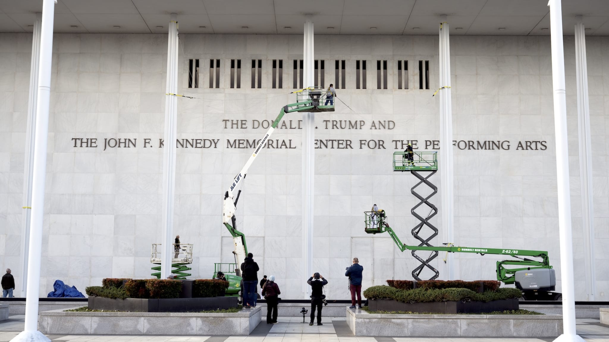 Kennedy Center Reportedly Seeks $1M From Artist Who Cance...