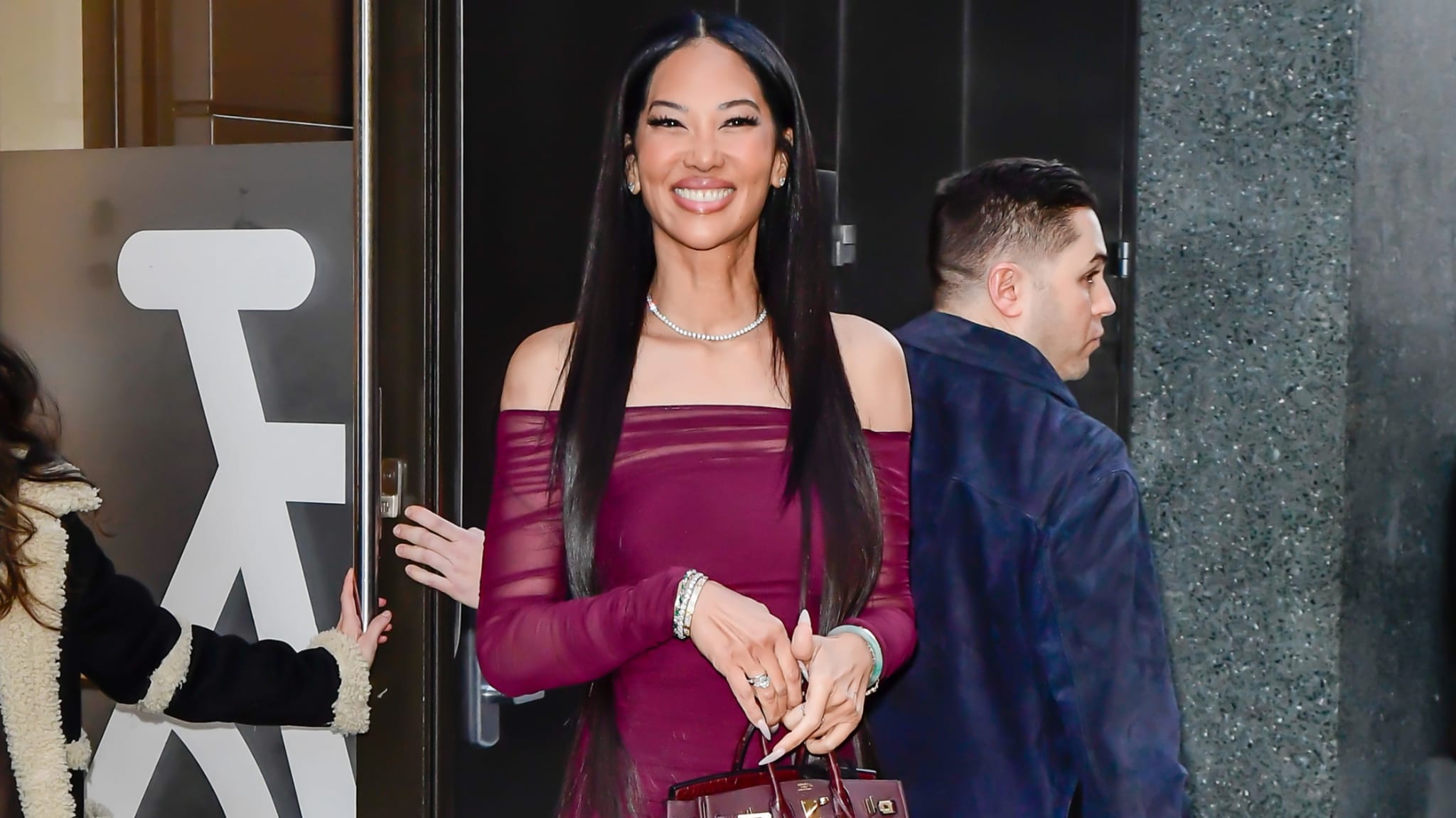 Kimora Lee Simmons Says She Has No Interest in Using Dati...