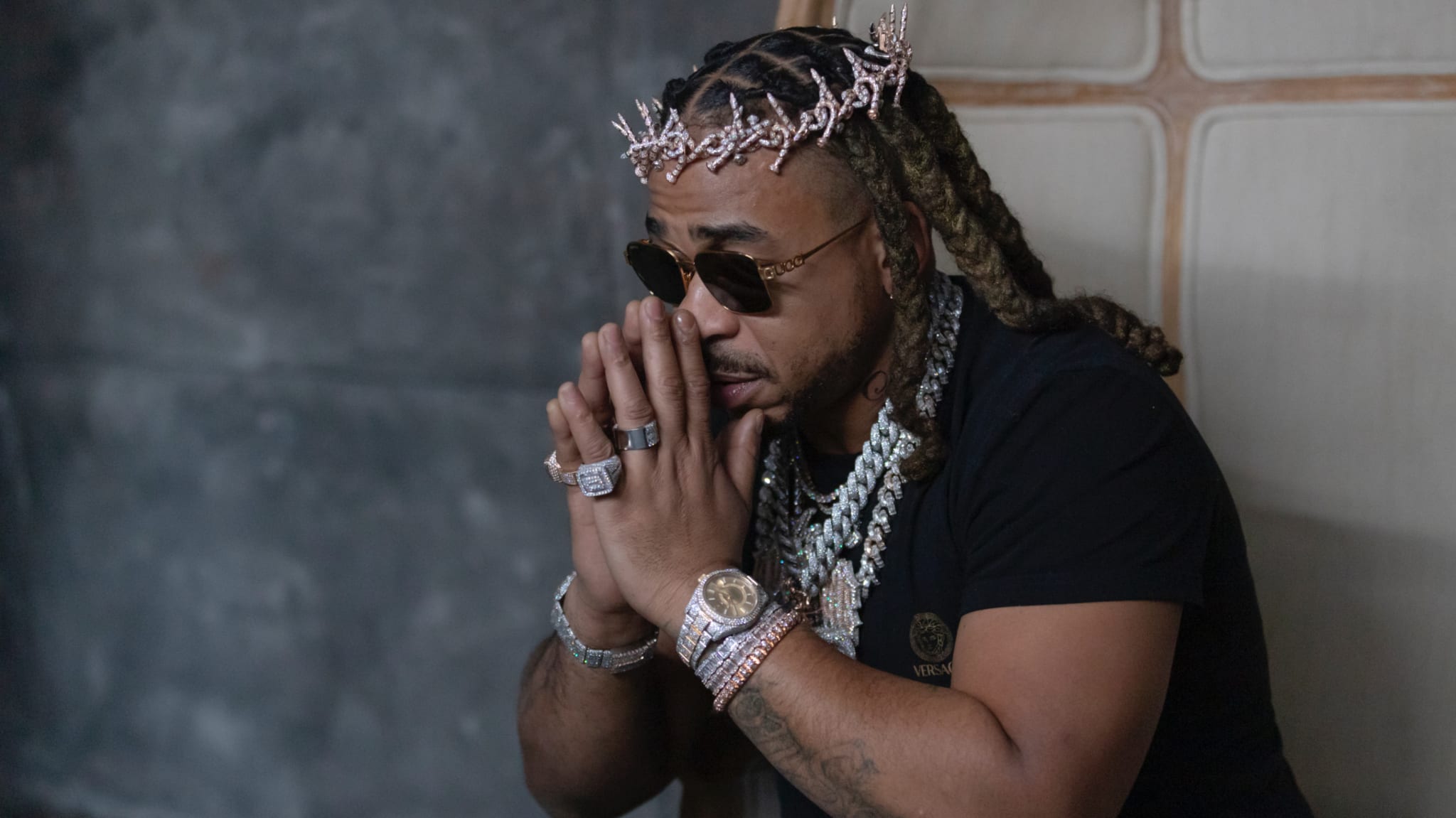 Max B Enamored With iPhone's Siri Feature, Hoka Shoes After Prison Release