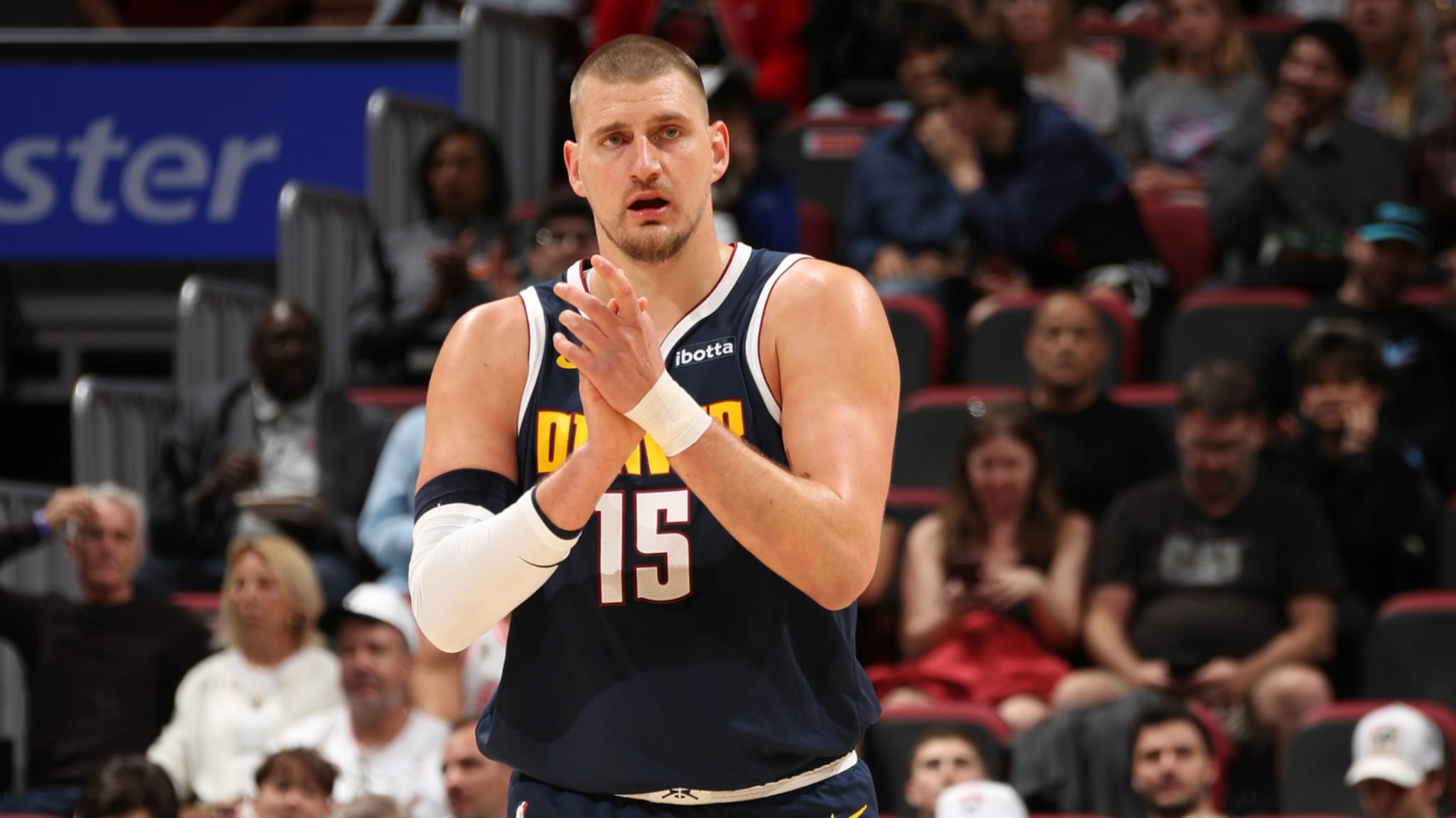 NBA MVP Nikola Jokic Schedules MRI After Knee Injury in M...