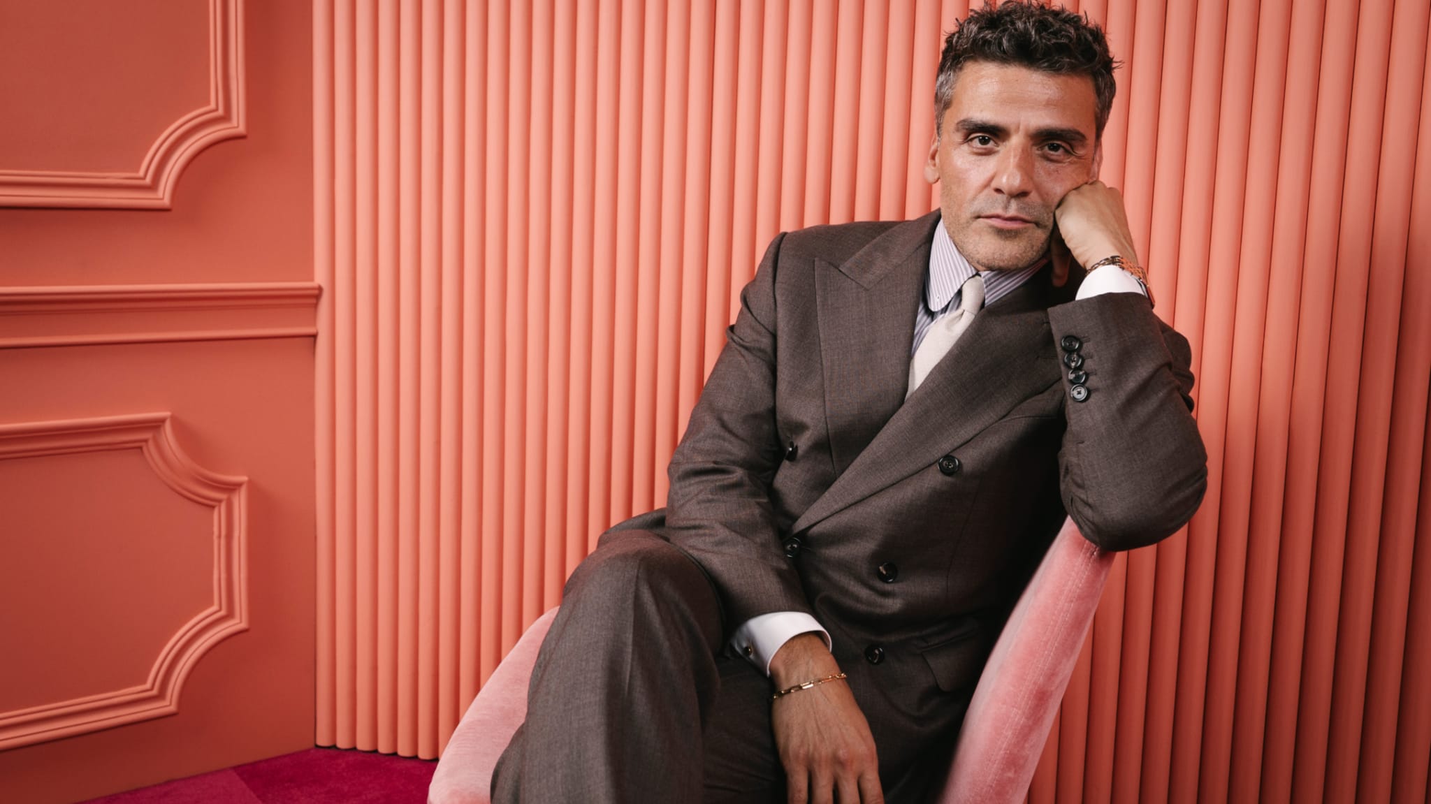 Oscar Isaac Is GQ’s Leading Man of the Year