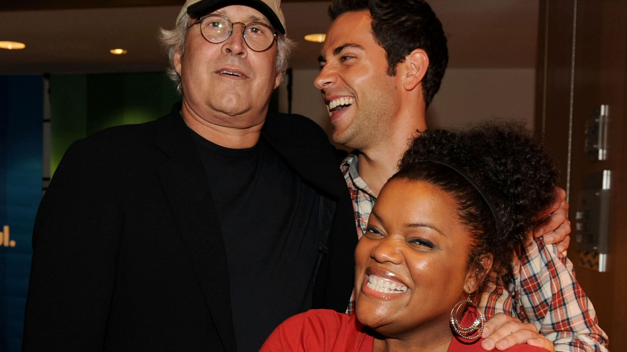 Yvette Nicole Brown Seemingly Addresses Chevy Chase Contr...