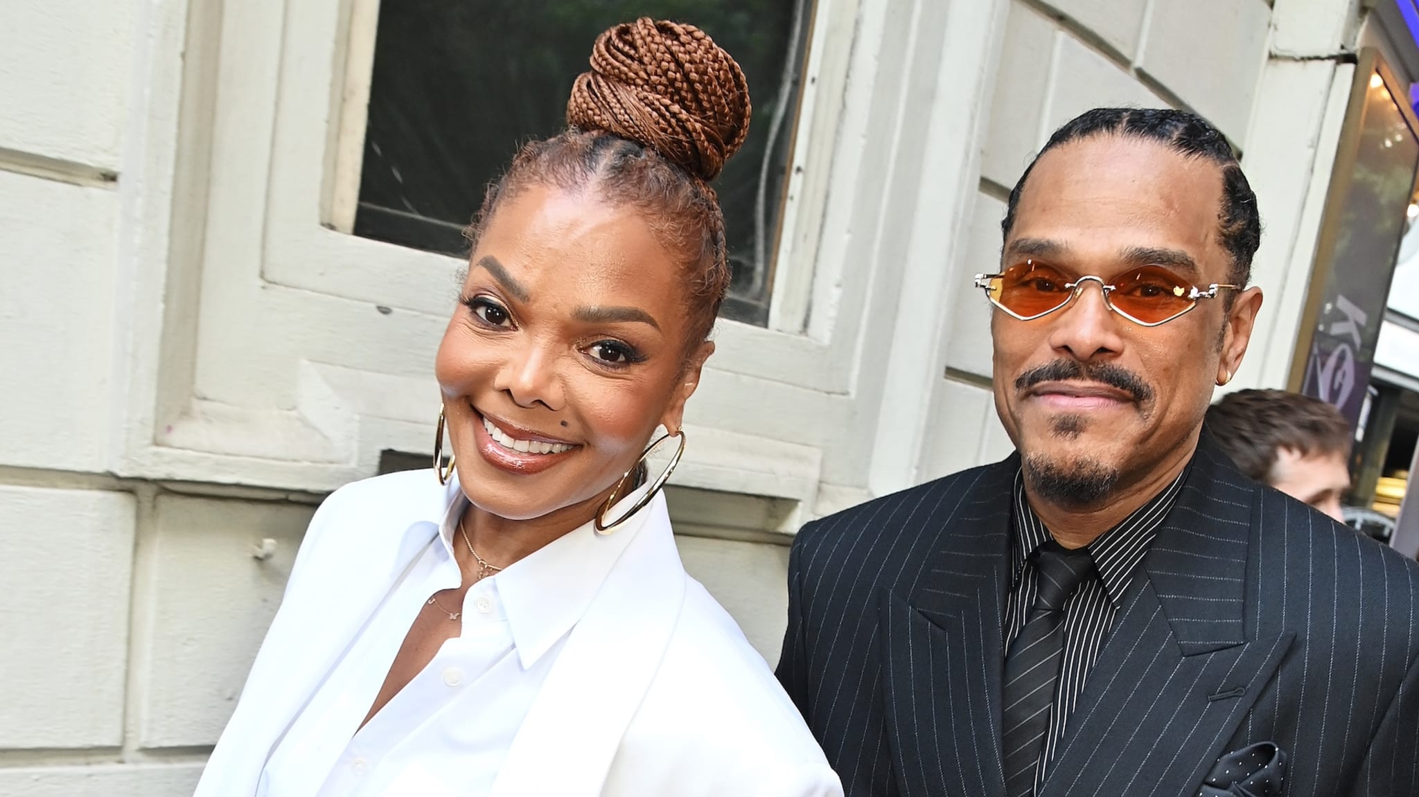 Janet Jackson Pictured Holding Hands With Maxwell During ...