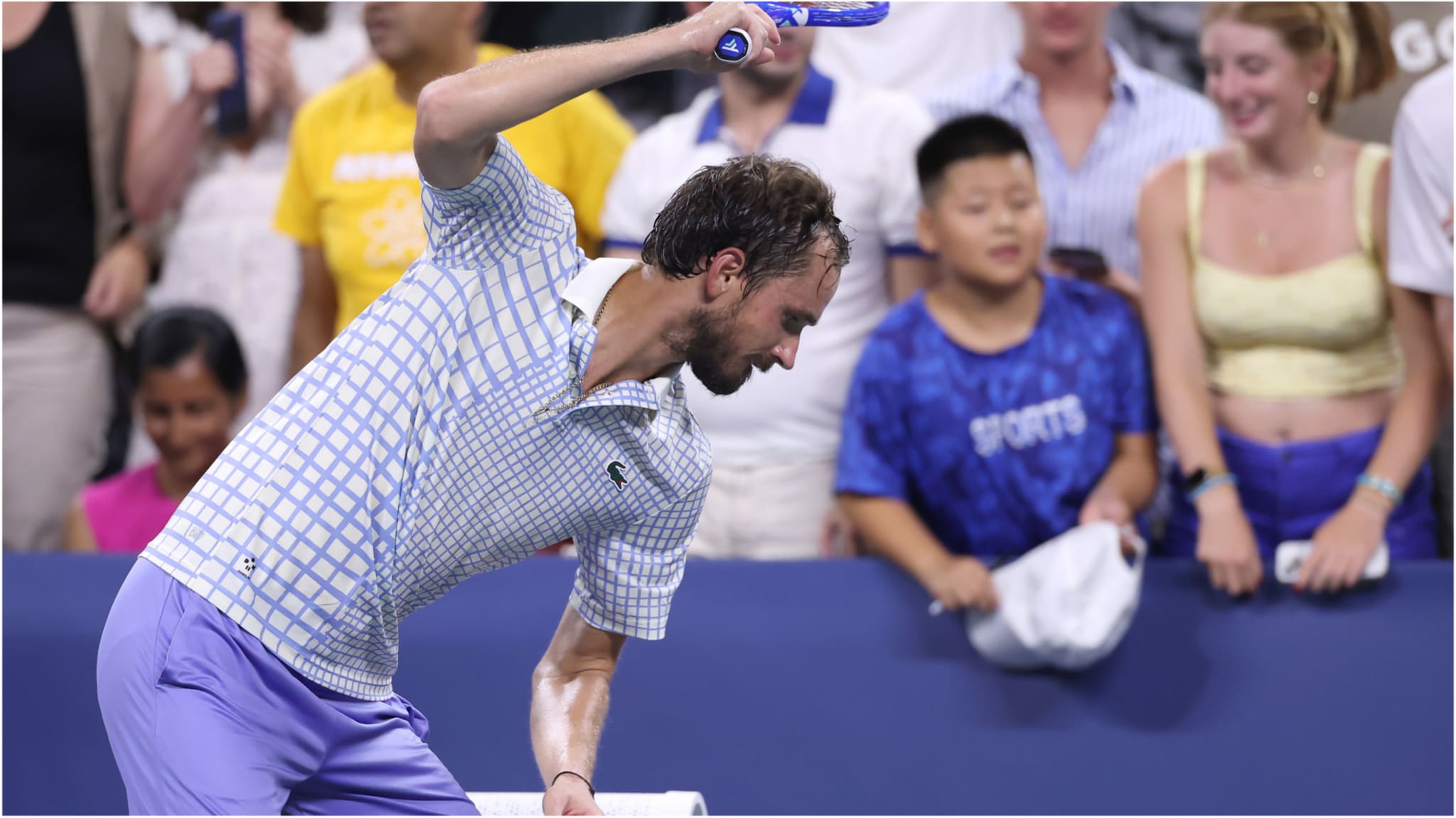 Daniil Medvedev Racket-Smashing Video Goes Viral After U....