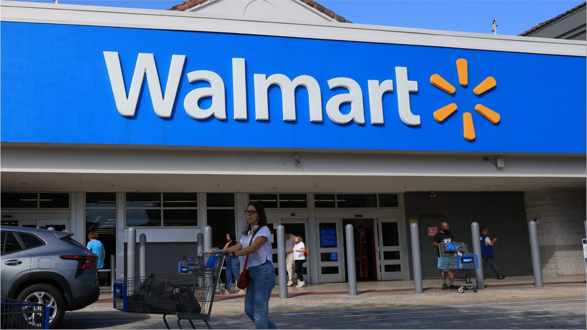 Is Walmart Open or Closed on Thanksgiving Day 2025?