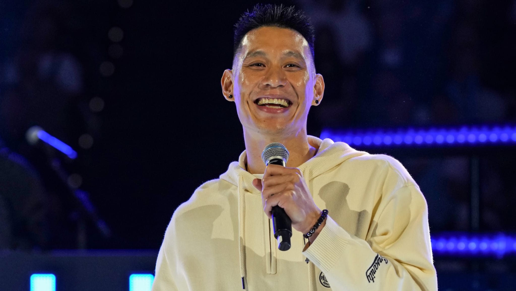 Jeremy Lin Twerks On Stage at Jackson Wang Concert: 'Almo...