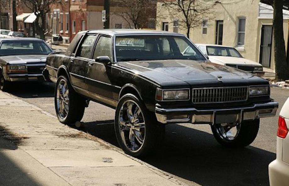 22 Photos of Rides With Rims Worth More Than the Car | Complex