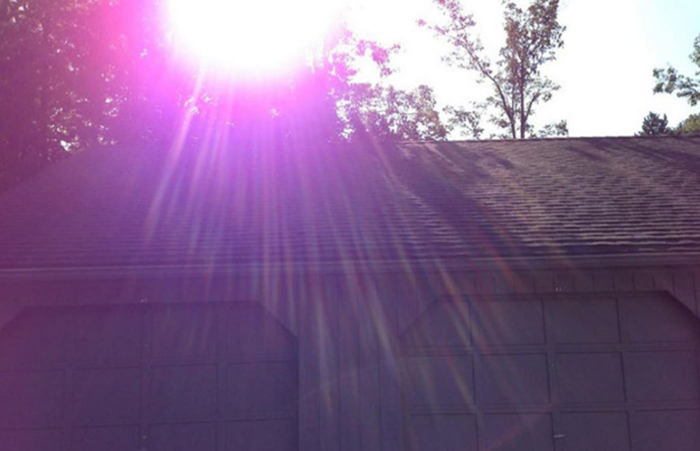 Apple Explains and Offers Solution for the iPhone 5’s Purple Lens Flare ...