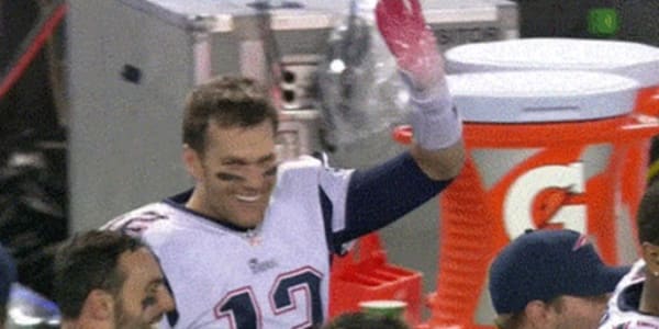 Tom Brady Couldnt Find Anyone To Give Him A High Five Yesterday Complex