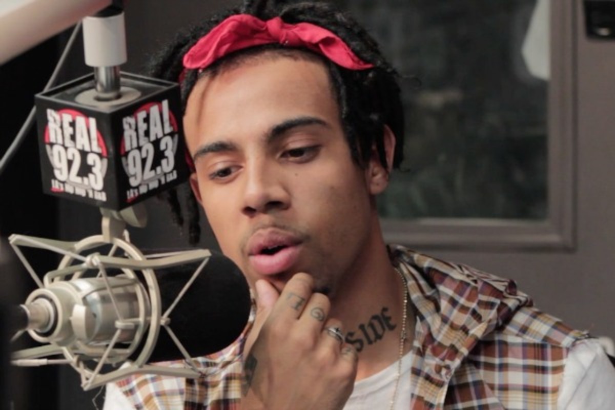 Vic Mensa Talks “Healthy Competition” With Chance The Rapper | Complex