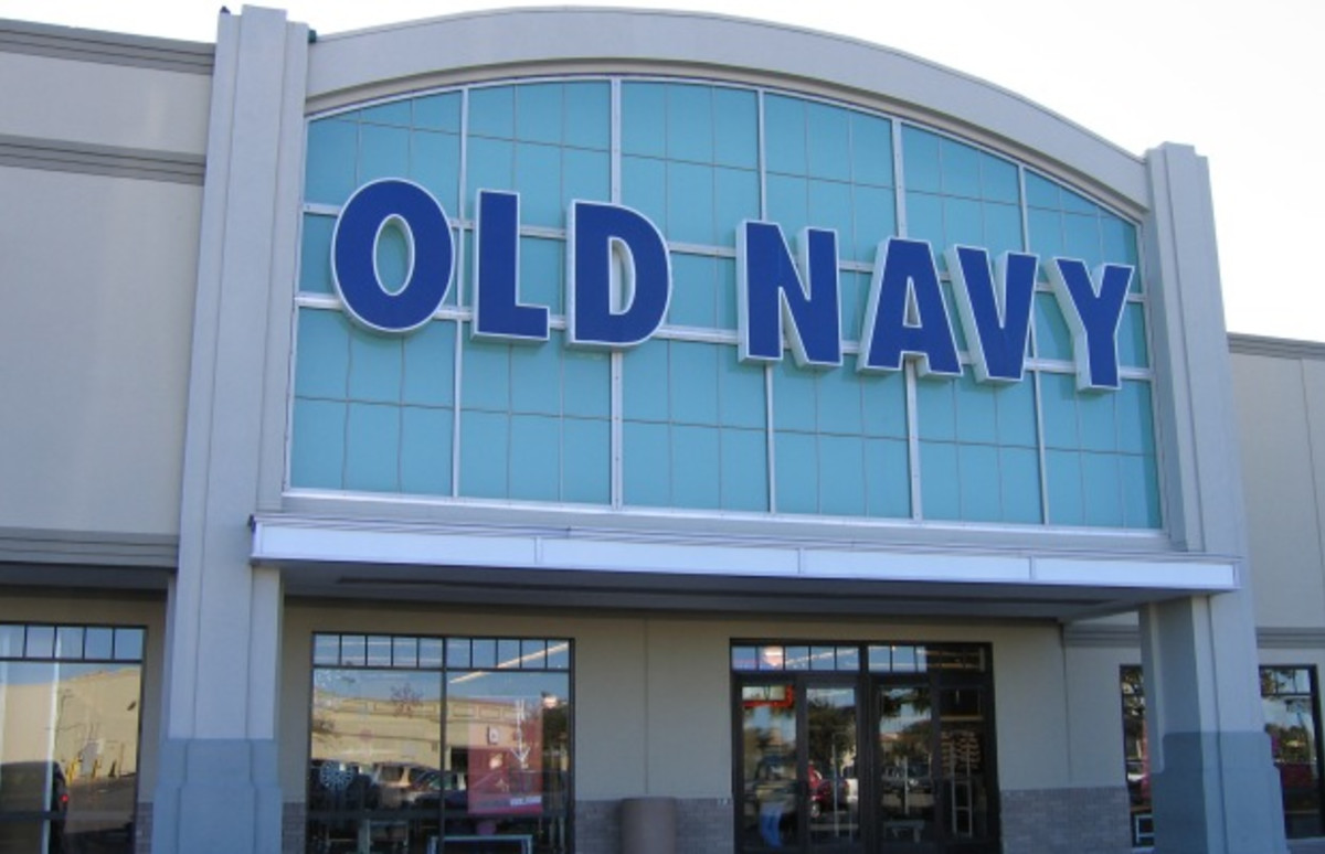 Old Navy To Begin Selling College Sports Merchandise | Complex