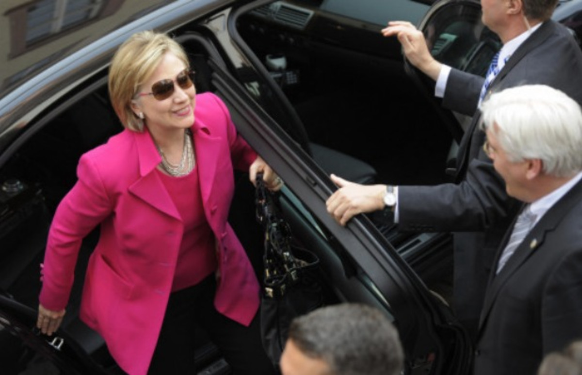 The Last Time Hillary Clinton Got Behind the Wheel of a Car, 2Pac Was ...