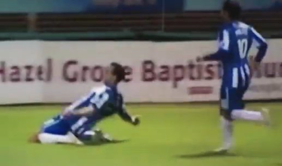 Clip of the Morning: Soccer Player Scores Goal Reminiscent Of An EA ...