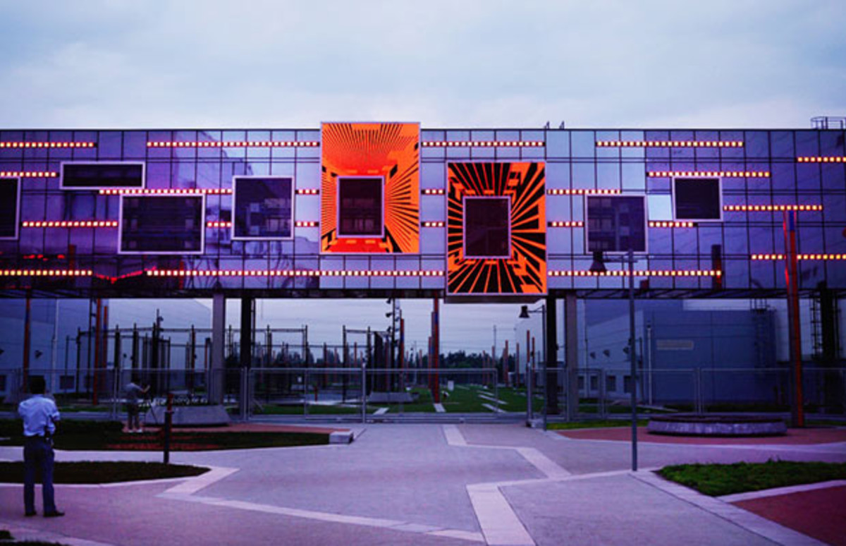 Nike’s Amazing New LED Installation | Complex