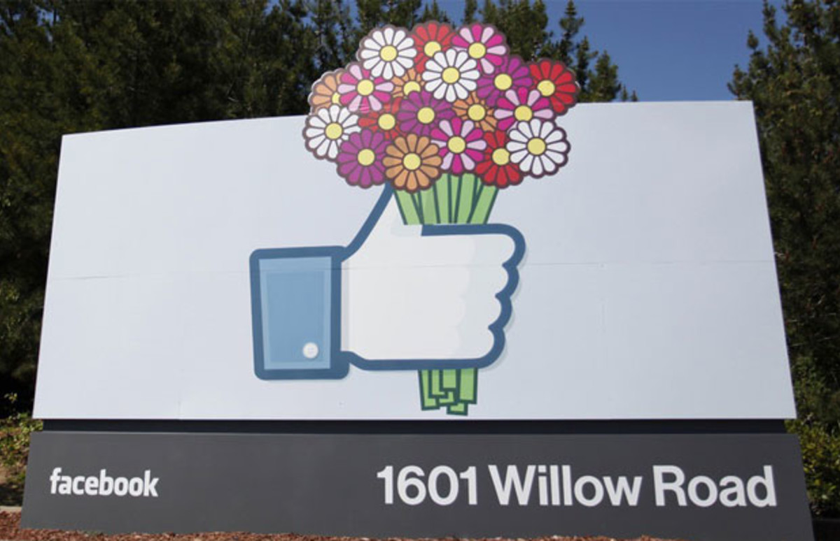 What Would A Sympathize Button Mean For Facebook s Social Network what-would-a-sympathize-button-mean-for-facebook-s-social-network